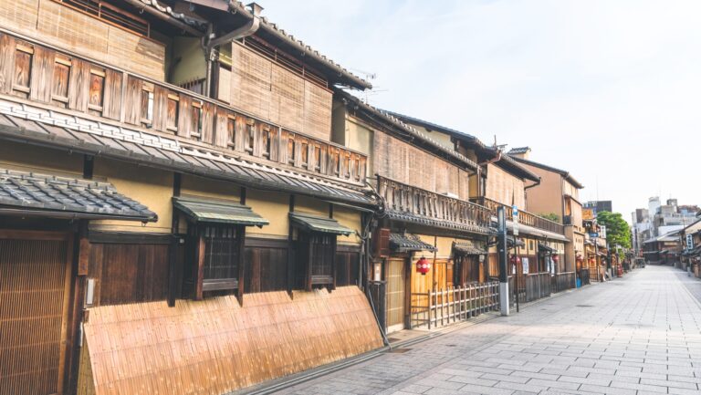 Hanami Koji – GOOD NATURE HOTEL KYOTO